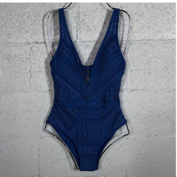 BECCA | Swim | Becca Womens Crochet Plunging Onepiece Keyhole Swimsuit ...